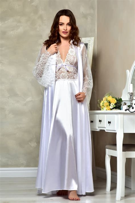 Long Bridal Lace Robe At Erin Page Blog