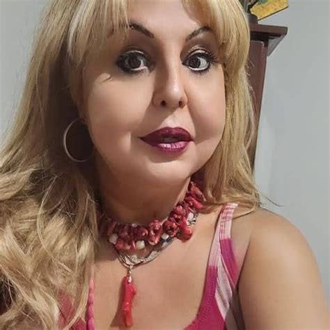 Denise Simpson Denisesimpsonrio • Threads Say More