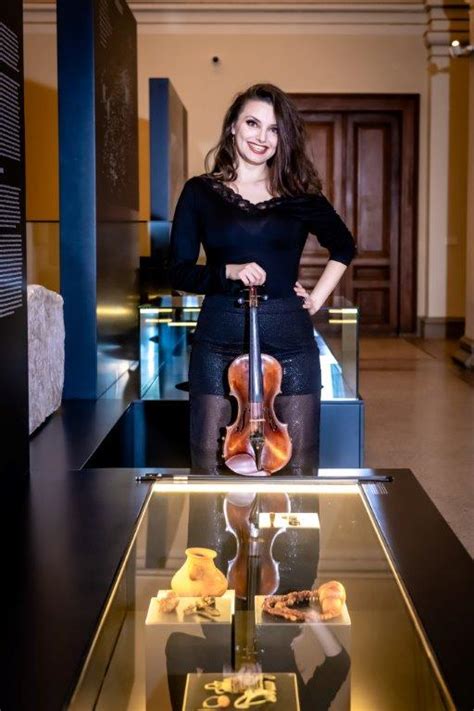 Lejla Piljević Kezo Ne Mogu Zamisliti život Bez Violine Visitbihba