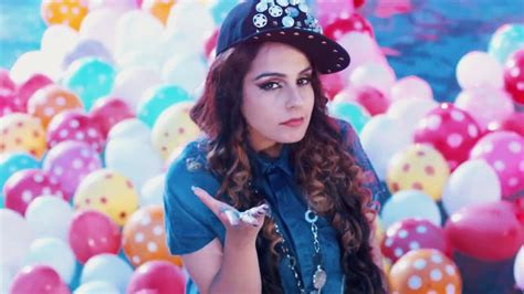 Simar Kaur Background Wallpapers 13686 Baltana