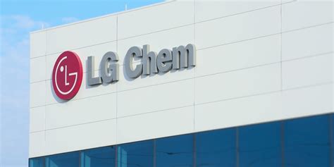 Lg Chem Prioritizes Securing Raw Materials For Ev Batteries Building