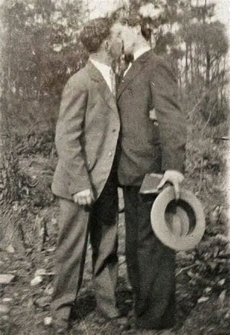 31 Vintage Photos Of Lgbt People Proving They Are Not Something