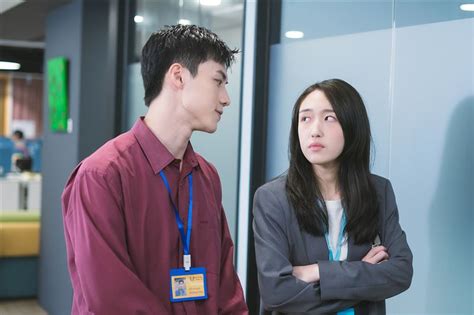 8點檔驚見李翊君愛女！21歲青春模樣曝光網融化 壁咚男同學甜爆 娛樂星聞