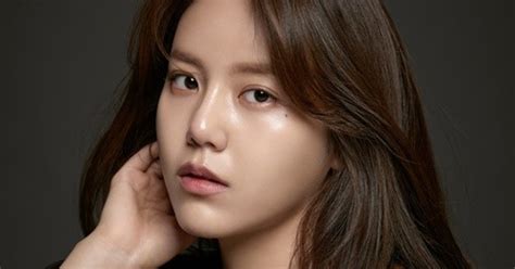 Aoa 신혜정 퍼퓸 신성록과 호흡 타고난 미모의 슈퍼모델 공식