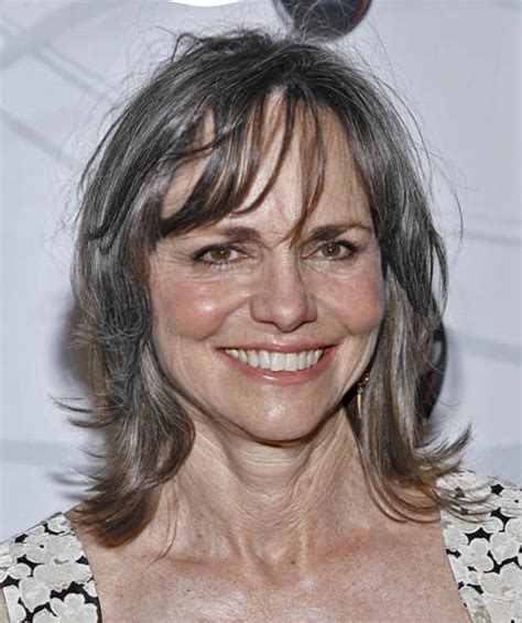 The Sizzling Mess Mrs Doubtfire Has Aged Better Sally Field