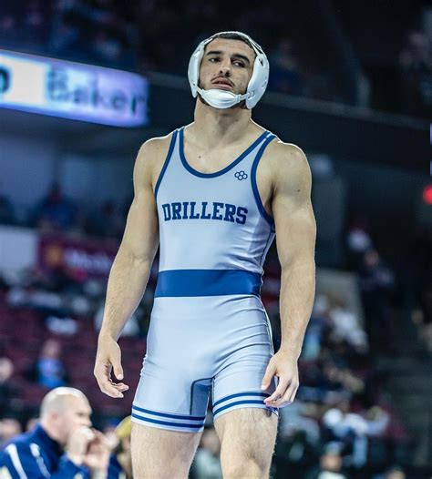 College Wrestling Bulge