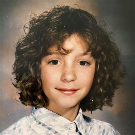 Asya 🍁 Cackling Rosie • Threads Say More