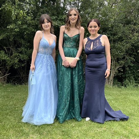 Year 11 Celebrate In Style At Their End Of Year Prom Giles Academy
