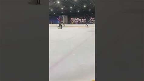 Ice Skating Sa Moa Youtube