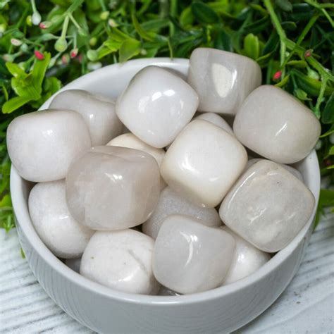 White Jade Meaning Uses And Benefits