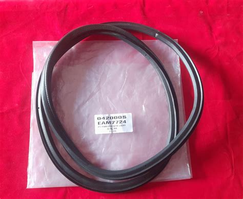 Rear Side Glass Pop Out Beading Quarter Glass Beading Genuine Uk