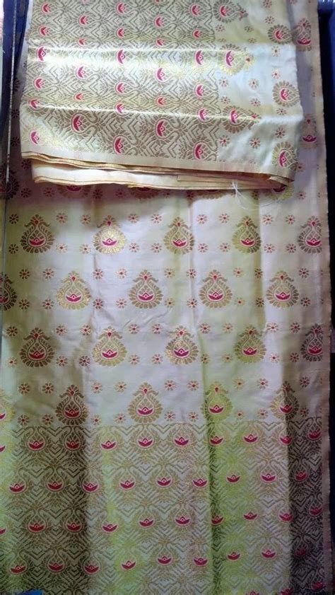 White Chadar Mekhla Set At Rs 350 Piece Golaghat Id 25511836962