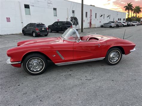 1962 Chevrolet Corvette Convertible Red For Sale