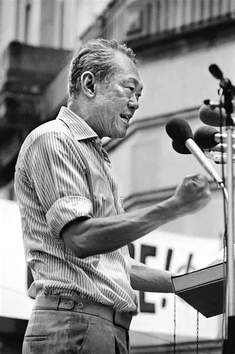 每逢新加坡国庆季，大家很想 李”！光耀一生缔造全球奇迹简史腾讯新闻