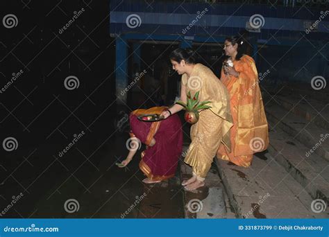 Traditional Indian Hindu Women Performing Auspicious Puja Rituals At River Bank Editorial Stock