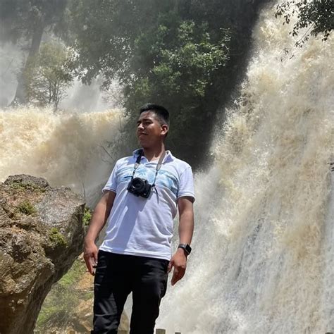 David Ramírez David Ramirez Oficial • Threads Say More