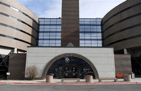 Man Dies In Jefferson County Jail Sheriffs Office Says The Fort