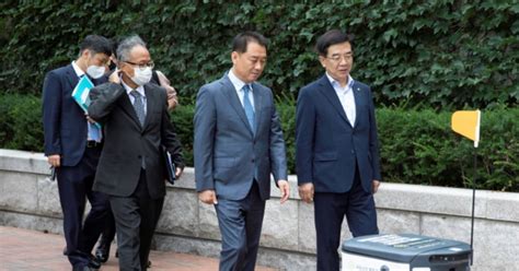뉴빌리티 국회 로봇 배달 서비스 실증 진행세계 최초