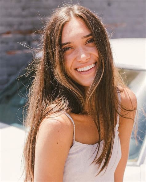 Picture Of Hannah Meloche