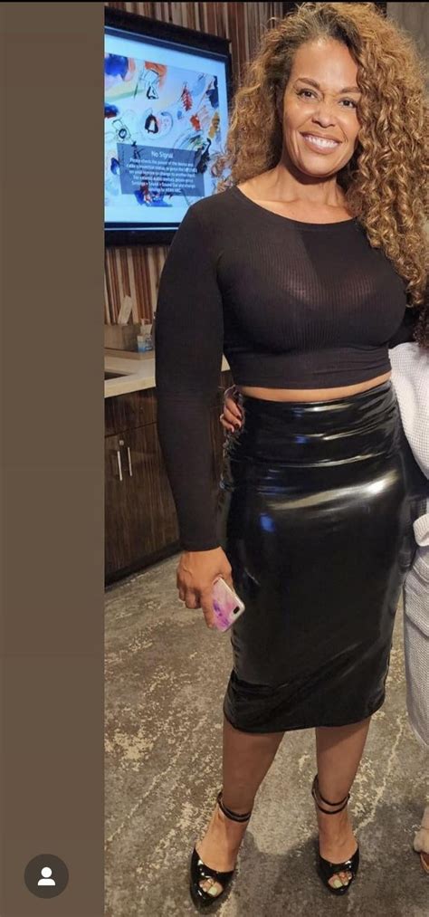 Sexy Auntie 🌸 R Bountifulblackgranny