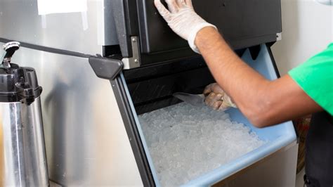 Why You Should Avoid Fast Food Ice At All Costs