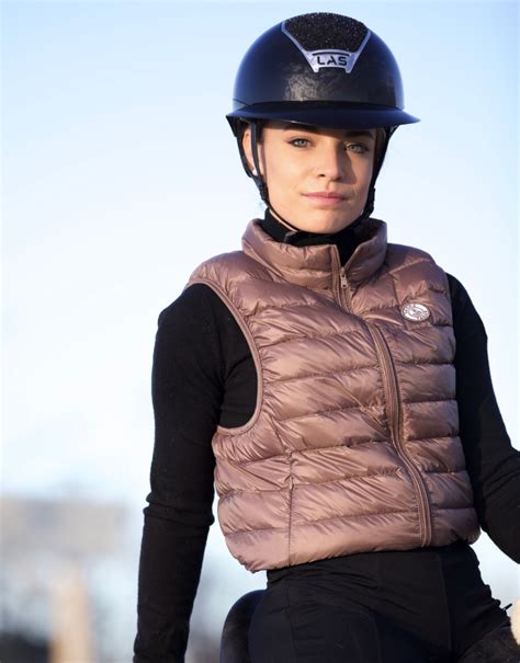 Chaleco De Pluma Anika Caqui Sasha Tabar