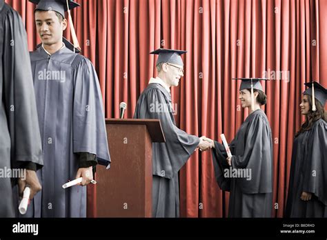 Remises Des Diplomes Banque De Photographies Et Dimages à Haute