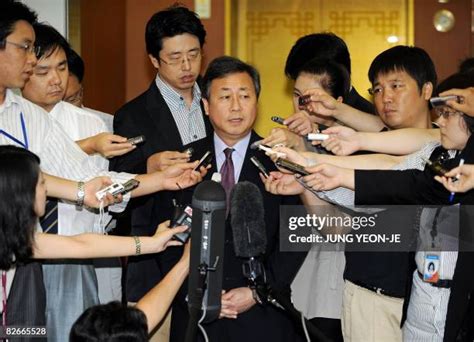 Jung Soo Kim Photos And Premium High Res Pictures Getty Images