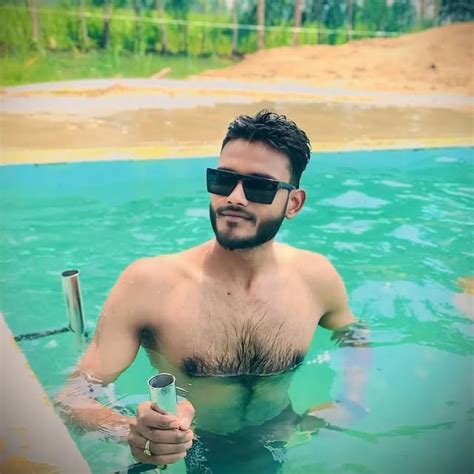 Naeem Malik Official Naeem Malik • Threads Say More