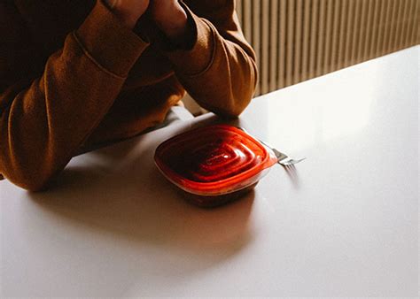 35 Worst Decisions Made By Large Companies That Nearly Or Did Shut