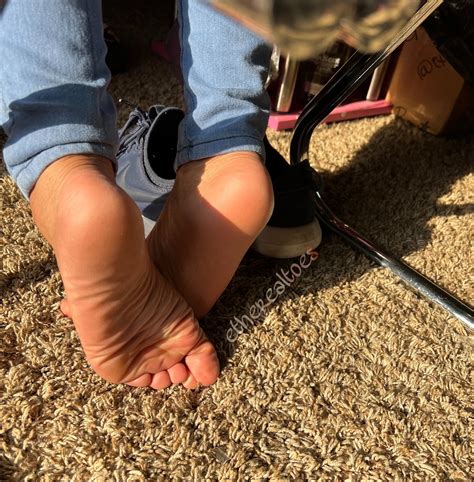 Ethereal Toess Feet