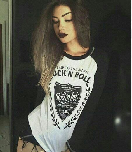 Ficha Melanie Wiki ⇛mitologia Grega™⇚ Amino