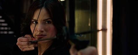 Training Day Ficha A La Actriz De Arrow Katrina Law Noticias De
