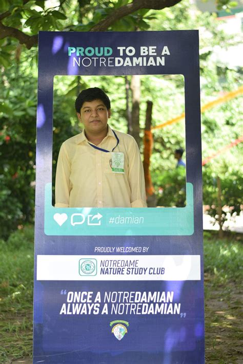 Md Junayed Khan এটা আমার নটরডেমের নবীনবরণের দিন তোলা ছবি। কাল