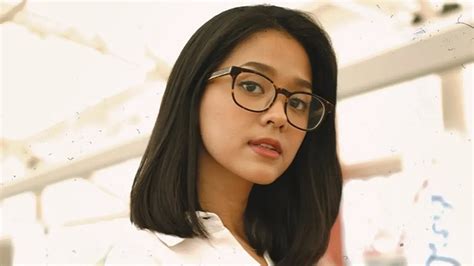 6 Potret Cantik Givina Lukita Dewi Adik Uus Yang Juga Finalis Miss