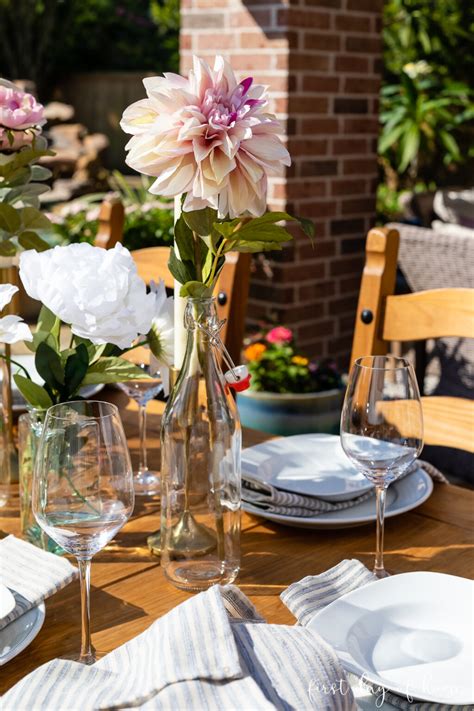 The Best Outdoor Table Decor Ideas For Easy Summer Parties