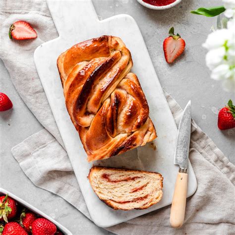 Strawberry Babka California Strawberry Commission