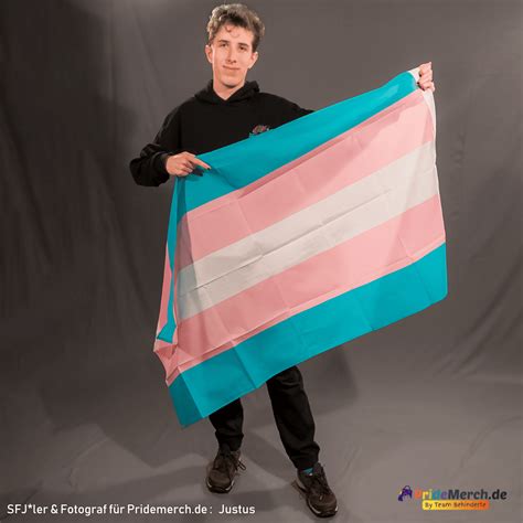 Trans Pride Flag Pridemerchde Team Behinderte Im Queer Cities Ev