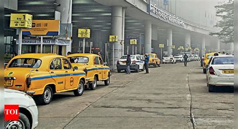 Yatri Sathi Yatri Sathi Fails To Stop Refusals Challenges With App Cab Drivers In Kolkata