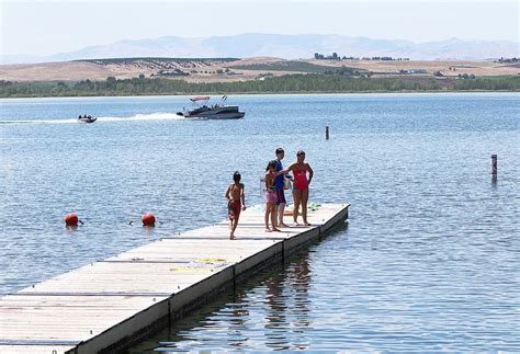 So Far Lake Lowell Facing Trash Not Toxins Local News