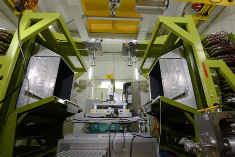 Engineering Materials Diffractometer Takumi【3 022】｜photo Gallery｜j