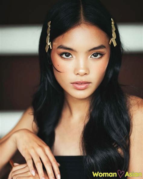 A Complete Guide To Romance With Singaporean Women