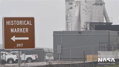 Arrow Seems To Be Pointing The Wrong Direction Rspacexlounge