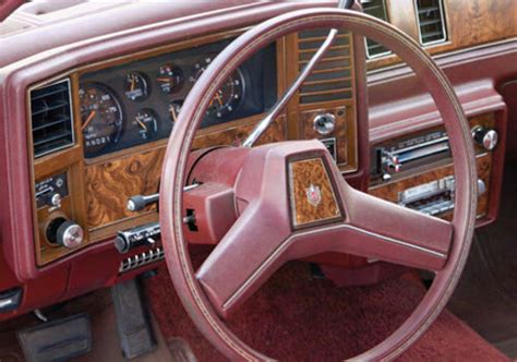 Feature Restoration 1981 Chevrolet Monte Carlo Autorestorer
