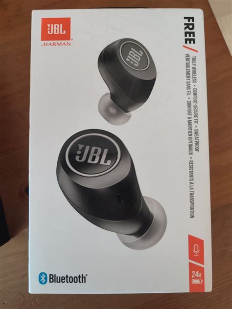 Jbl Free X True Wireless In Ear Headphones Audio Earphones On Carousell