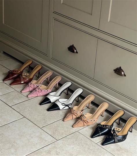 Pin By Cassidy Cook On Aesthetic Heels Designer Heels Pretty Shoes