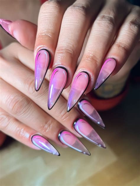 The Viral Pop Art Manicure Trend Came Straight Out Of A Comic Book — See Photos Allure
