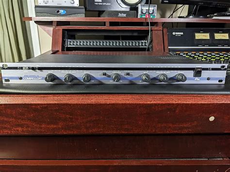 Aphex Compellor 300 Reverb