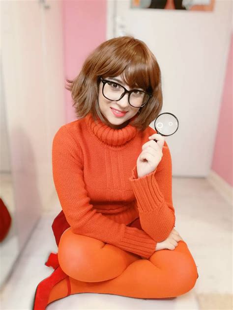 Velma Cosplay By Eeloftheworld On Deviantart