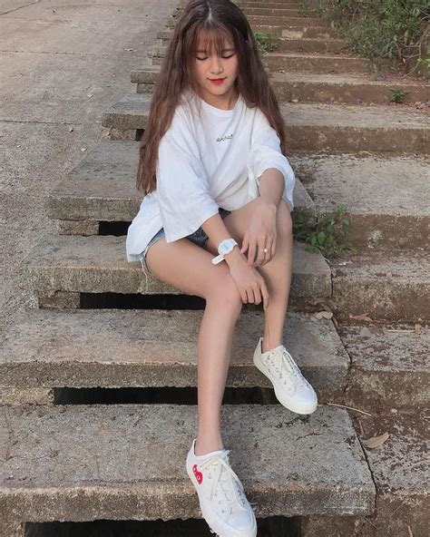 Nữ Thần Mặt Trăng Tư Thế Chụp ảnh Nụ Cười Con Gái
